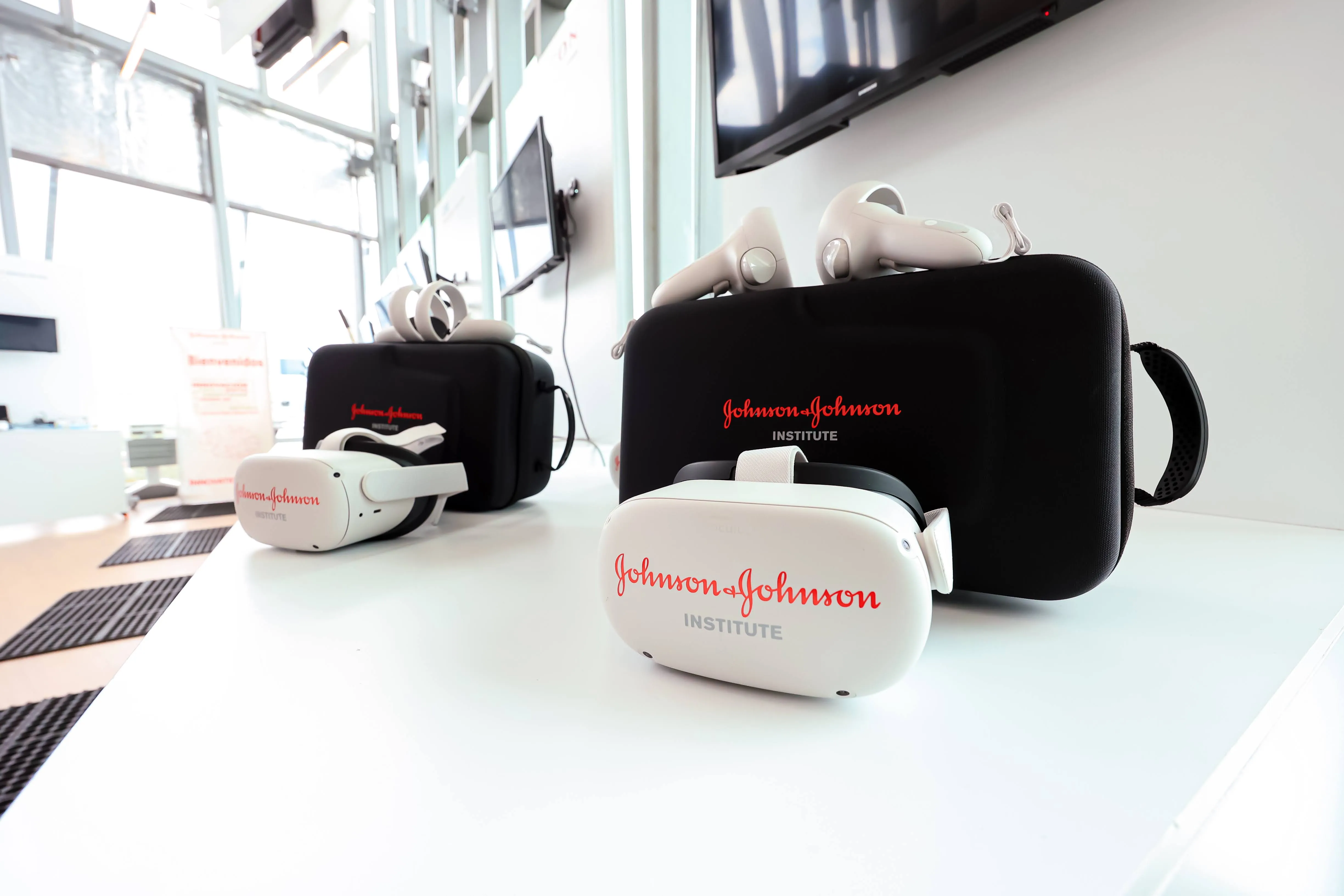 Johnson & Johnson MedTech presenta el nuevo ecosistema de cirugías ...